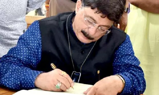 Gujarat Assembly Speaker Rajendra Trivedi resigns