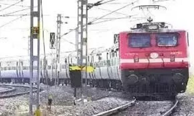 Indian Railways has intensified the work of connectivity of the third ...